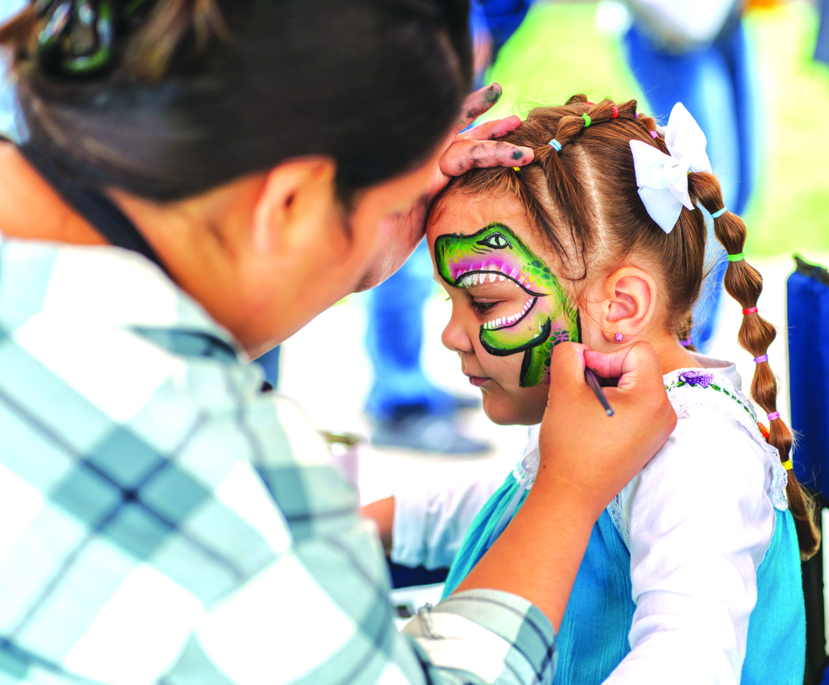 Festival of fun: Mexican Independence Day celebration draws thousands ... Festival of fun: Mexican Independence Day celebration draws thousands ...