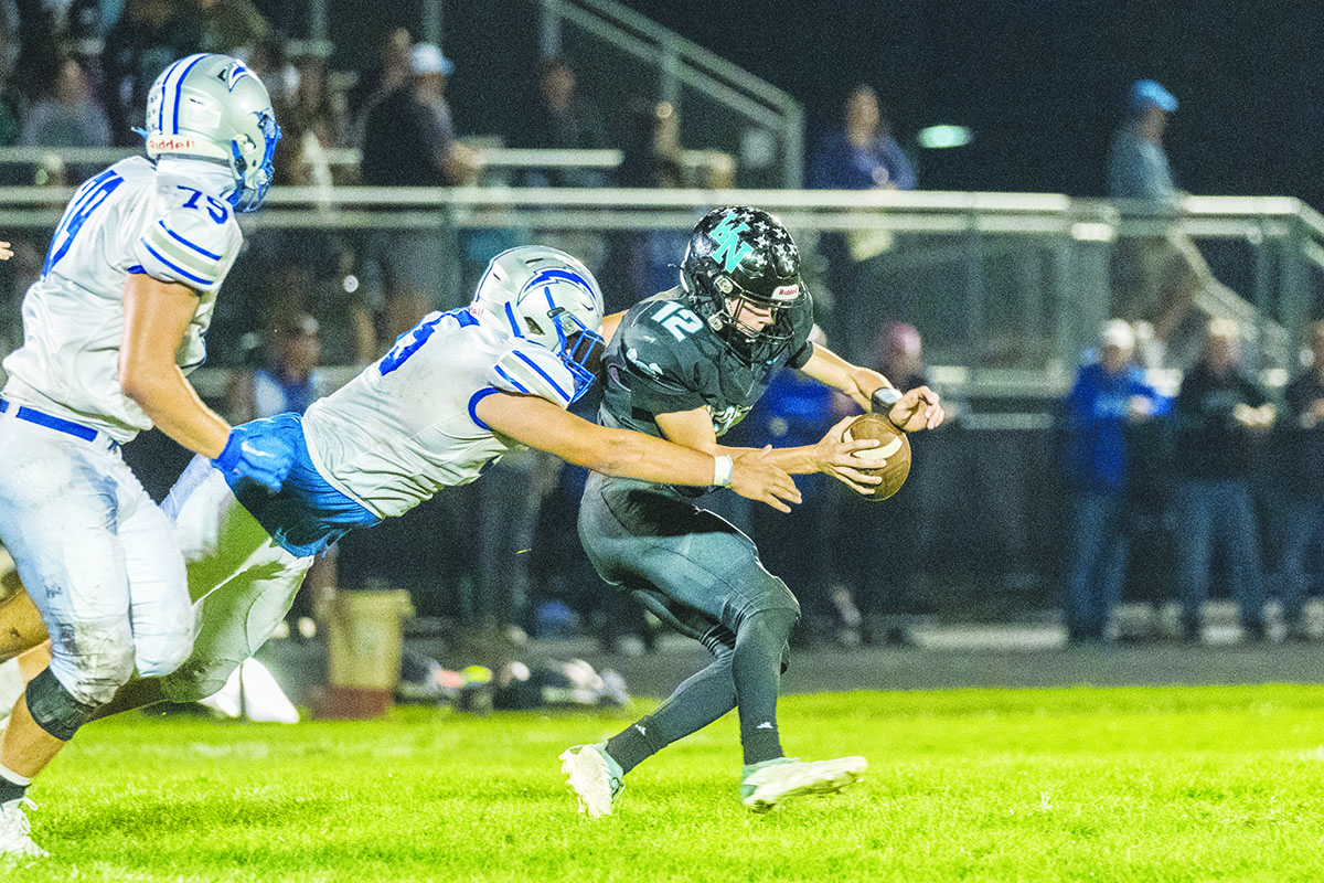 Crosstown football showdown goes to Thunder in thriller to the end ...